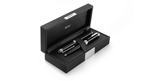 BMW Lifestyle : BMW Iconic Collection.